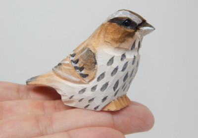 Sparrow Bird Figure Statue Small Wood Sculpture Decor Carve Miniature ...
