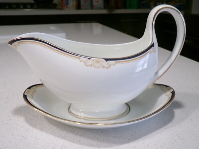 WEDGWOOD CAVENDISH GRAVY BOAT WITH UNDERPLATE | eBay