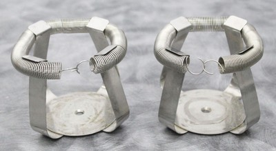 X2 Erlenmeyer Acciaio Inox 500mL Flask Pinze HD Molle E Viti per Shaker ...