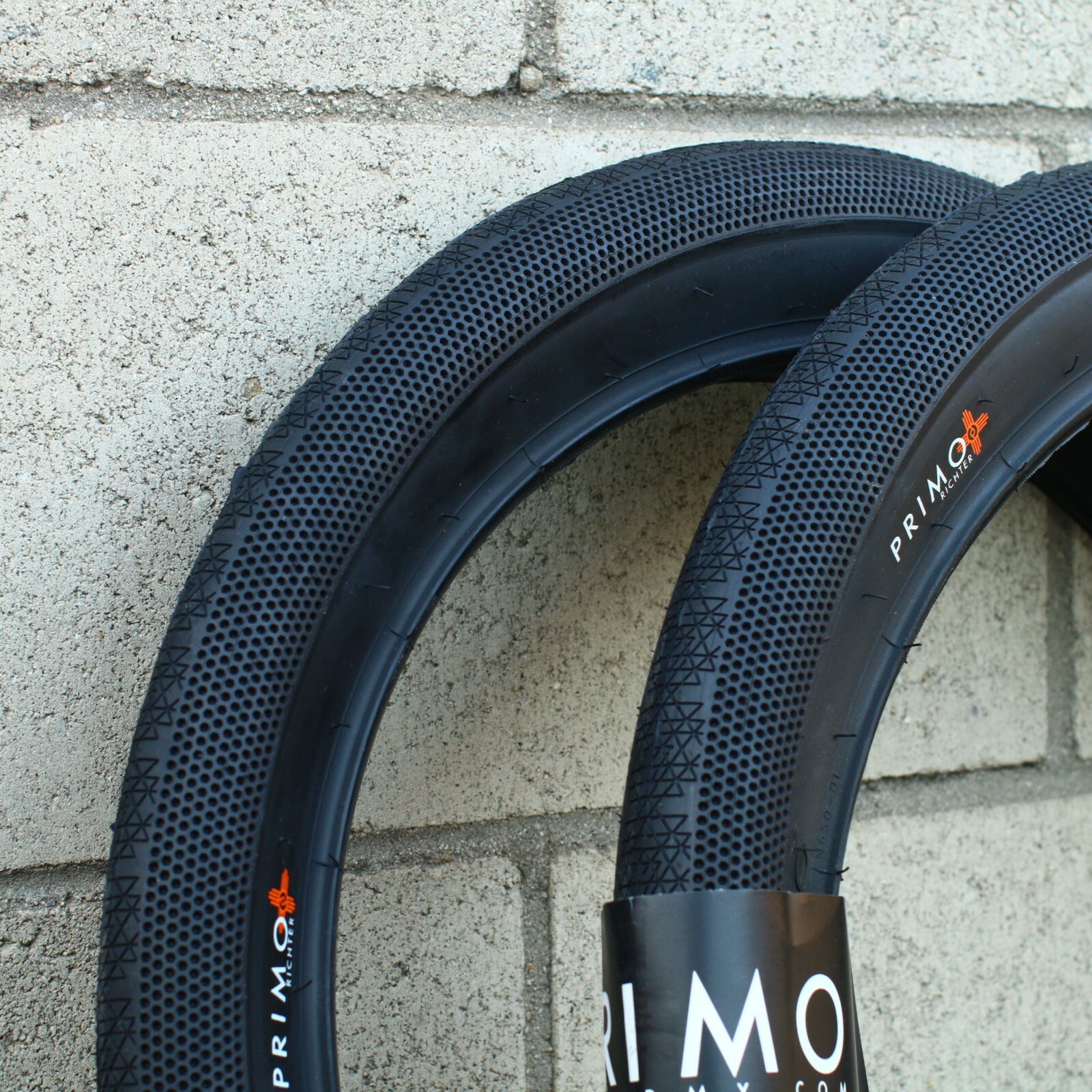 PAIR OF PRIMO BMX BIKE NATE RICHTER TIRE 20 x 2.40" BLACK PiNK OFF ...