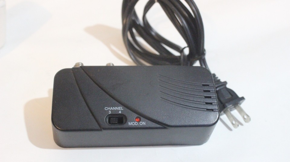 Philips Rf Modulator Cat. No. SWS2102W/17 120 Volt 60Hz 4.5 watt Used ...