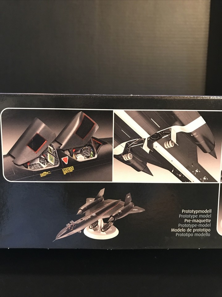 REVELL 04967 LOCKHEED SR-71 A BLACKBIRD MODEL KIT-NIB-206 PARTS-1:48 ...