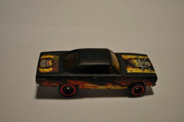 Hot Wheels Highway 35 World Race Scorchers #29/35 '70 Plymouth Road ...