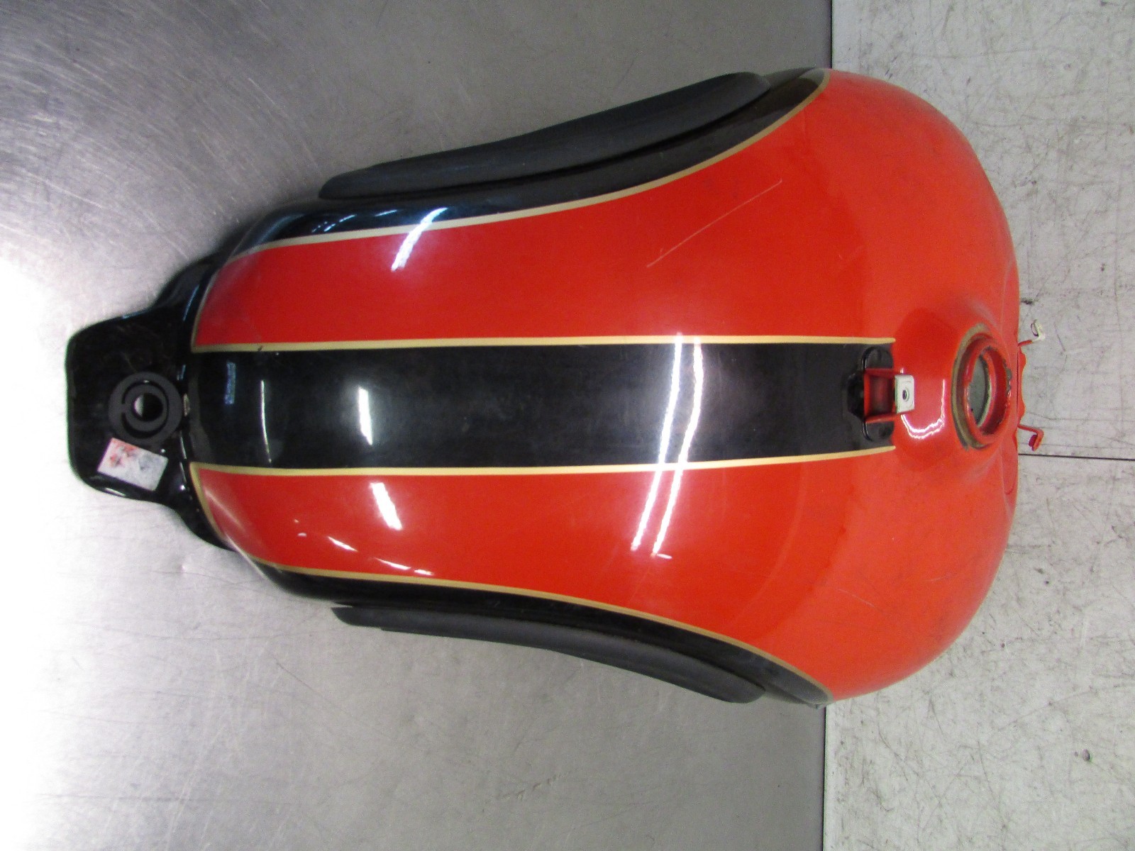 131 G TRIUMPH SPEEDMASTER 2003 OEM FUEL GAS TANK & NO GAS CAP | eBay