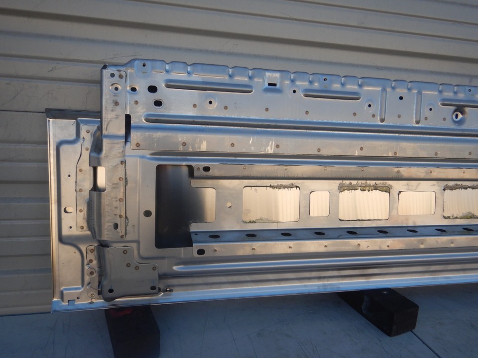 2024 TESLA CYBERTRUCK REAR TAILGATE PANEL DOOR OEM 1812358-00-A | eBay