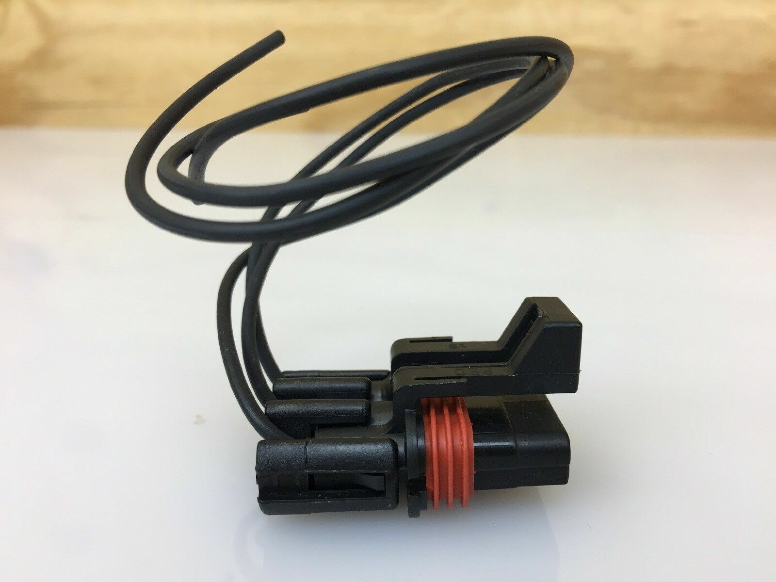 Fuel Vapor Pressure Sensor Connector-Engine Camshaft Position Sensor ...
