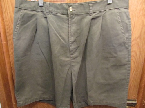 MENS PURITAN PLEATED GREEN SHORTS SIZE 38X8 | eBay