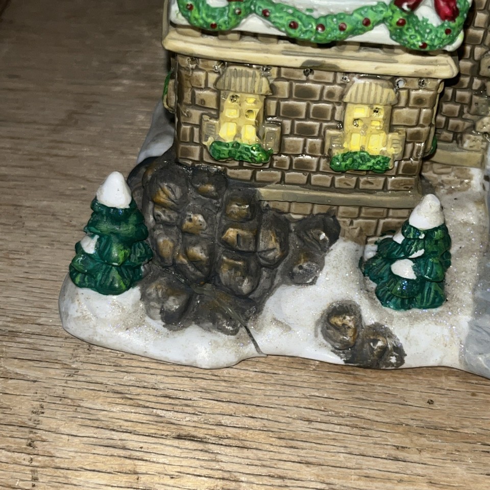 Village Square Mervyn’s 2004 Rare Fiber Optic Castle Light Up Winter ...