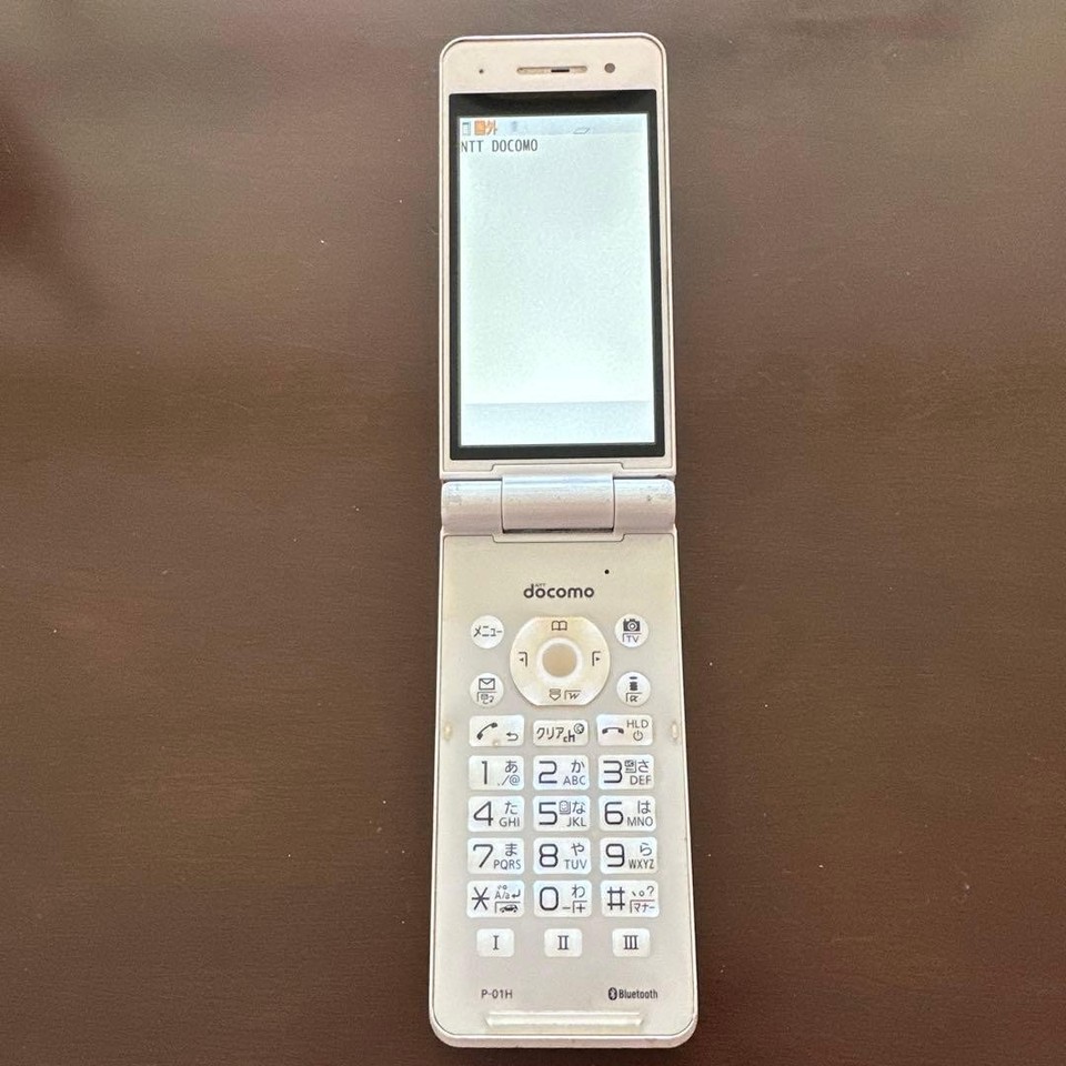 NTT docomo P-01H Mobile Japanese Flip phone Garakei Keitai Cell phone ...