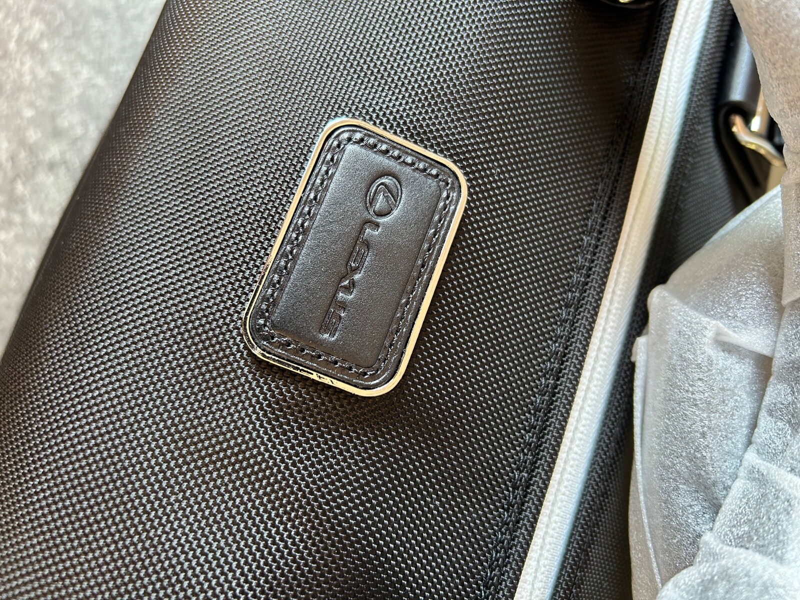 Tumi Lexus Limited Edition Framed Carry-on Duffel travel bag 22328DWE ...