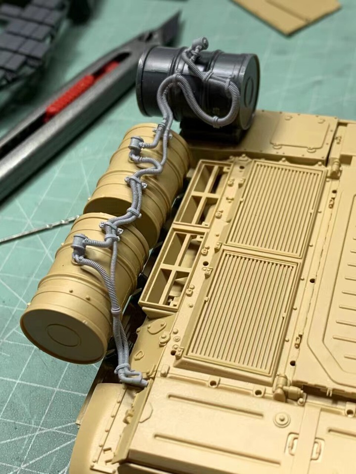 Tiger Model 4617 1/35 Russian T-90M MBT Breakthrough III Military Model ...