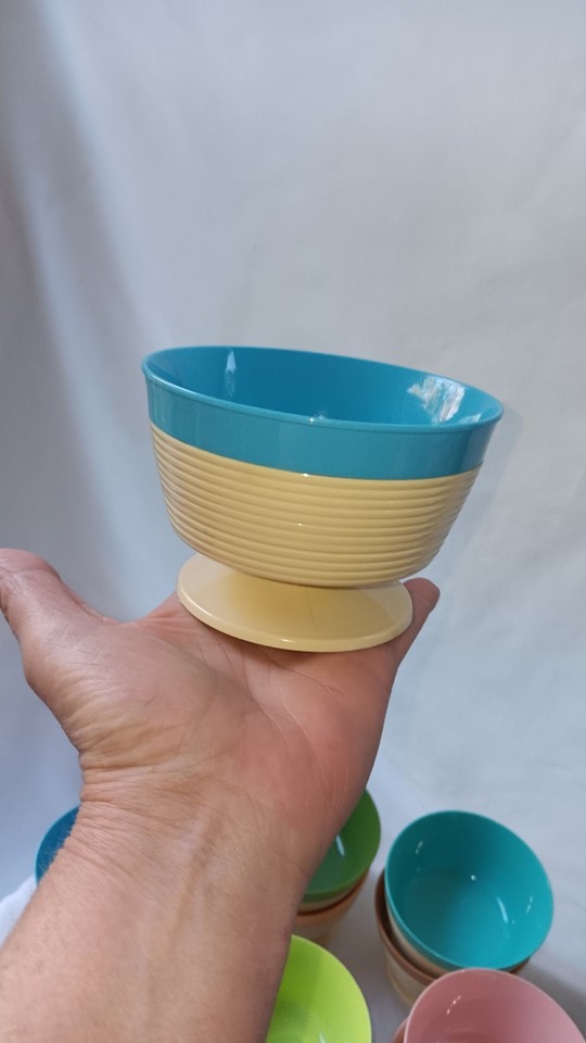 Vintage Raffiaware By Thermo Temp Plastic Ice Cream Cups W/lids Set Of ...