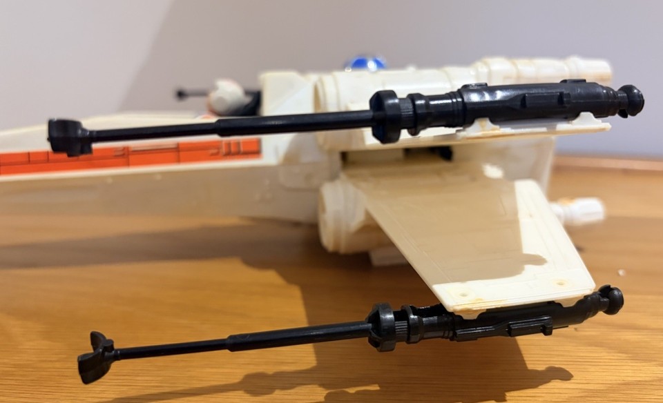 Star Wars Vintage X-Wing Fighter With 3 Original Guns + Luke X Wing ...