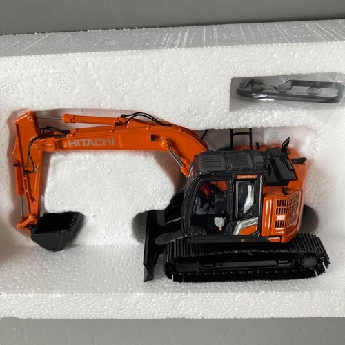 Hitachi Miniature Excavator 1/50 scale Model ZX135US-7 Diecast From ...
