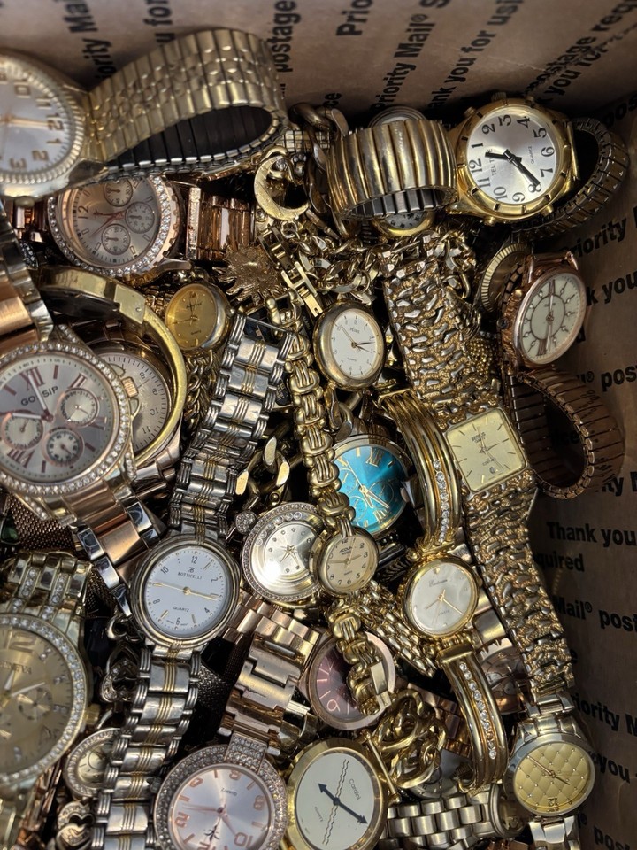 ALL GOLD Watches Lot 13.0 Lbs. Gold Tone. 124 Watches. Complete & Ready ...