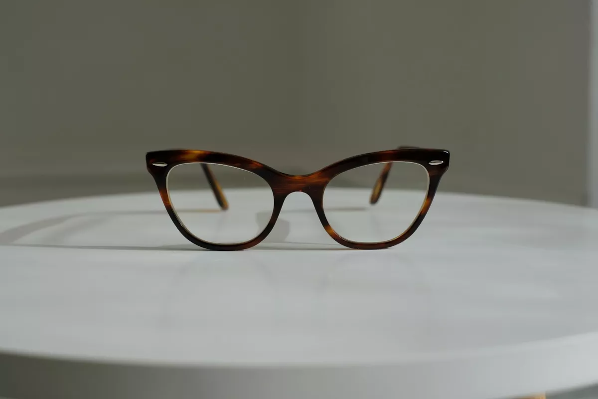 Ray Ban Cat Eye Glasses