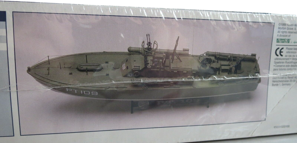 REVELL 85-0310 LTJG J.F.K.s Famous PT-109 Torpedo Boat 1/72 Model Kit ...