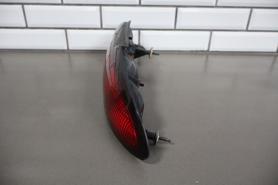 93-02 Chevy Camaro Passenger Right RH Tail Light Assembly OEM 4th Gen ...