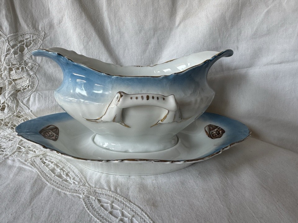 RARE ANTIQUE VICTORIA AUSTRIA LIMOGES FISH & SHELL PATTERN GRAVY BOAT ...