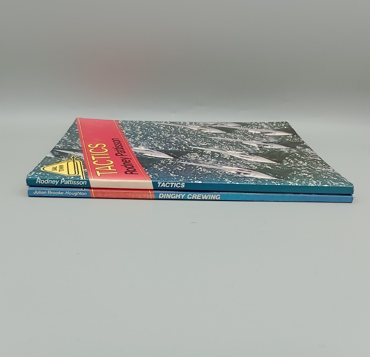 Sail to win Tactics & Dinghy Crewing Julian Brooke Houghton, Rodney ...