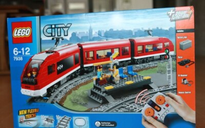 Lego 7938 Passenger Train SEALED | eBay