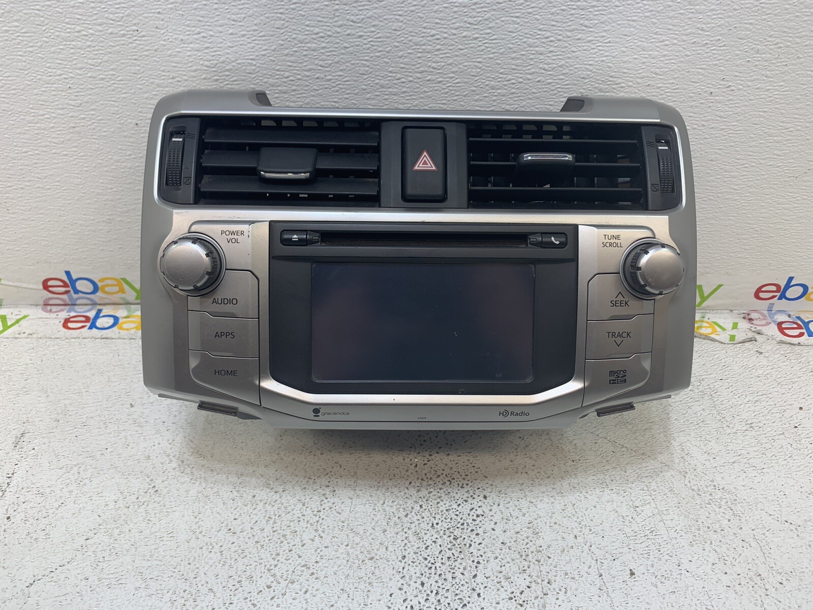 2014-2015 Toyota 4Runner HD Radio Stereo Display 57079 86100-35260 ...