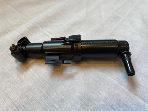 BMW F07 F10 F11 Left High Pressure Windscreen Washer Nozzle 61677377667 ...