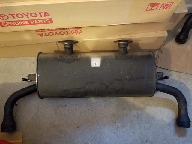 GENUINE 2002-2010 LEXUS SC430 OEM REAR EXHAUST DUAL TIP MUFFLER 17430 ...