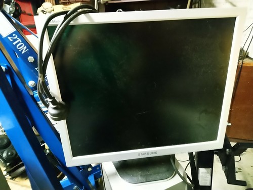 Samsung SyncMaster 910T 19" Flat Screen LCD Monitor wi stand share ...