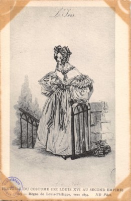 FRENCH FASHION COSTUME PARISIEN~HISTOIRE DU COSTUME~L TRIS POSTCARD | eBay