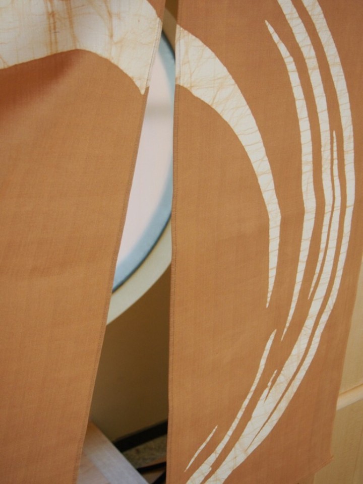 Kyoto Enso Maru Pattern Noren Door curtain Roketsu dye Naturalpink ...