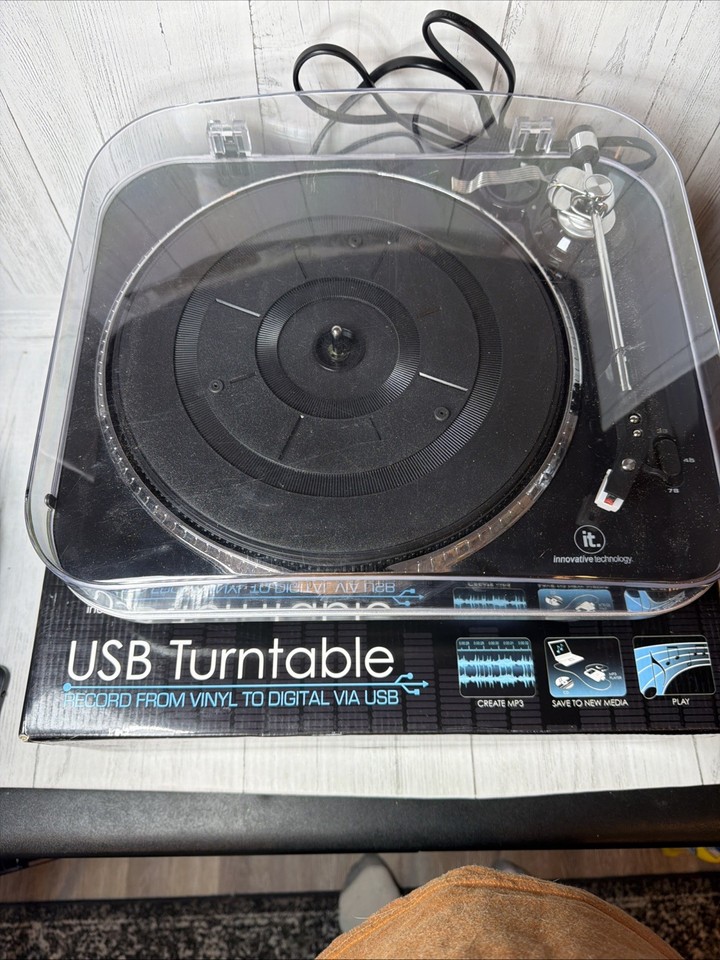 Innovative Technology ITUT-400 USB Turntable Record Player Vinyl to MP3 ...