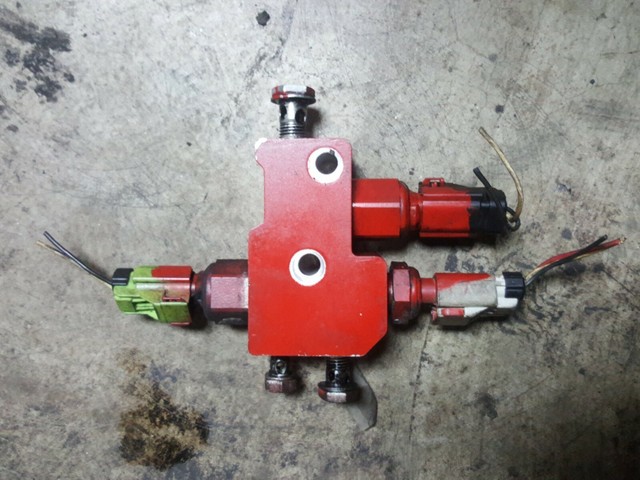 Cummins Solenoid Valve 3686371 W/ Engine Fuel Shutoff Valve 4985544 for ...