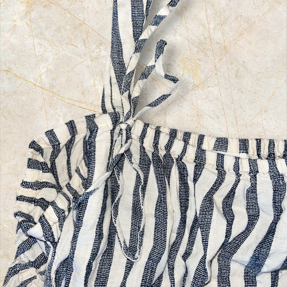 Universal Thread Women’s Tank Top XXL Blue White Striped Smocked ...