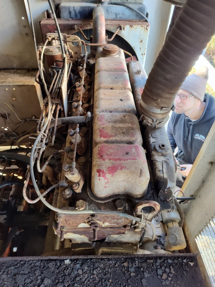 1990 PERKINS DIESEL ENGINE 354 NA 6.3544 37115400/8 TWIN DISK CLUTCH ...