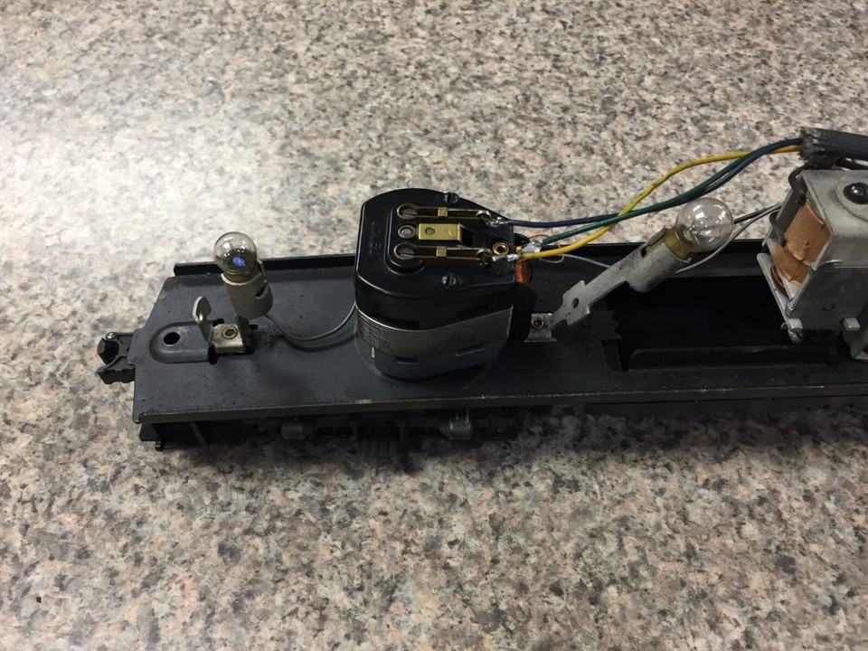 LIONEL #400 BUDD CAR - GOOD RUNNING CHASSIS - HORN NOT TESTED - MAKE ...