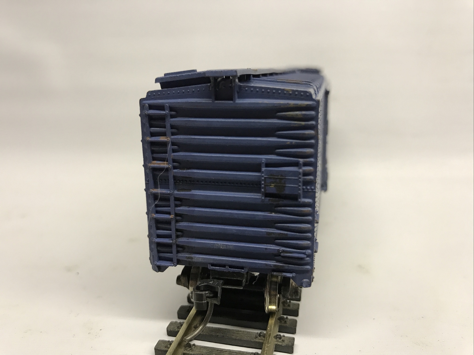 Athearn HO Boston & Maine 40' Box Car 74005 Metal Wheels Kadee Couplers ...