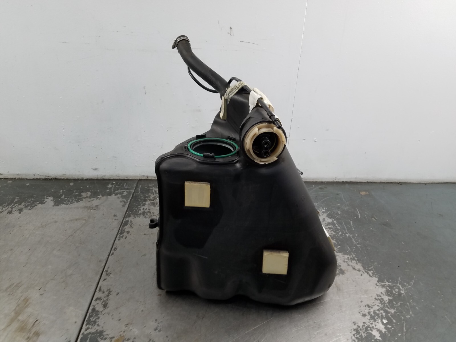 2012 Chevy Corvette C6 Fuel Tanks #6296 H6 | eBay