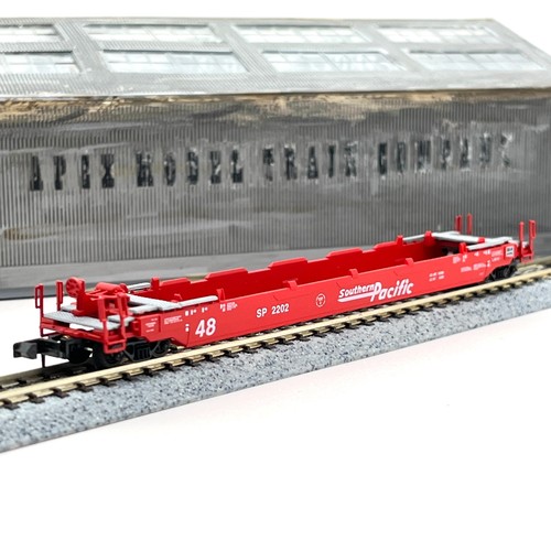 Roundhouse 8476 Southern Pacific Husky Stack Well Container Car SP 2202 ...