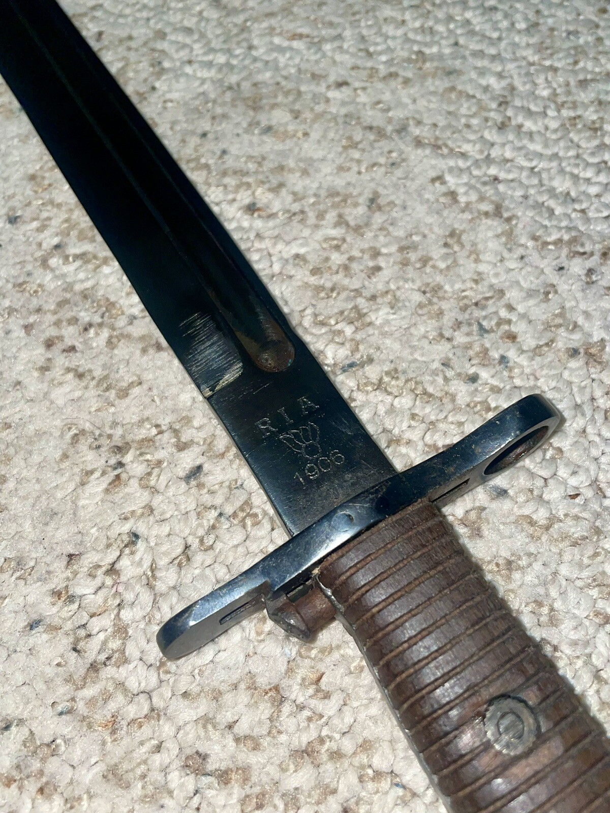 1905 U.S. Springfield Bayonet Wood Handle Blackened Stainless Steel ...