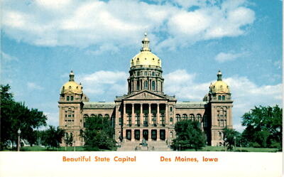 State Capitol Building: Iconic Landmark of Des Moines postcard | eBay