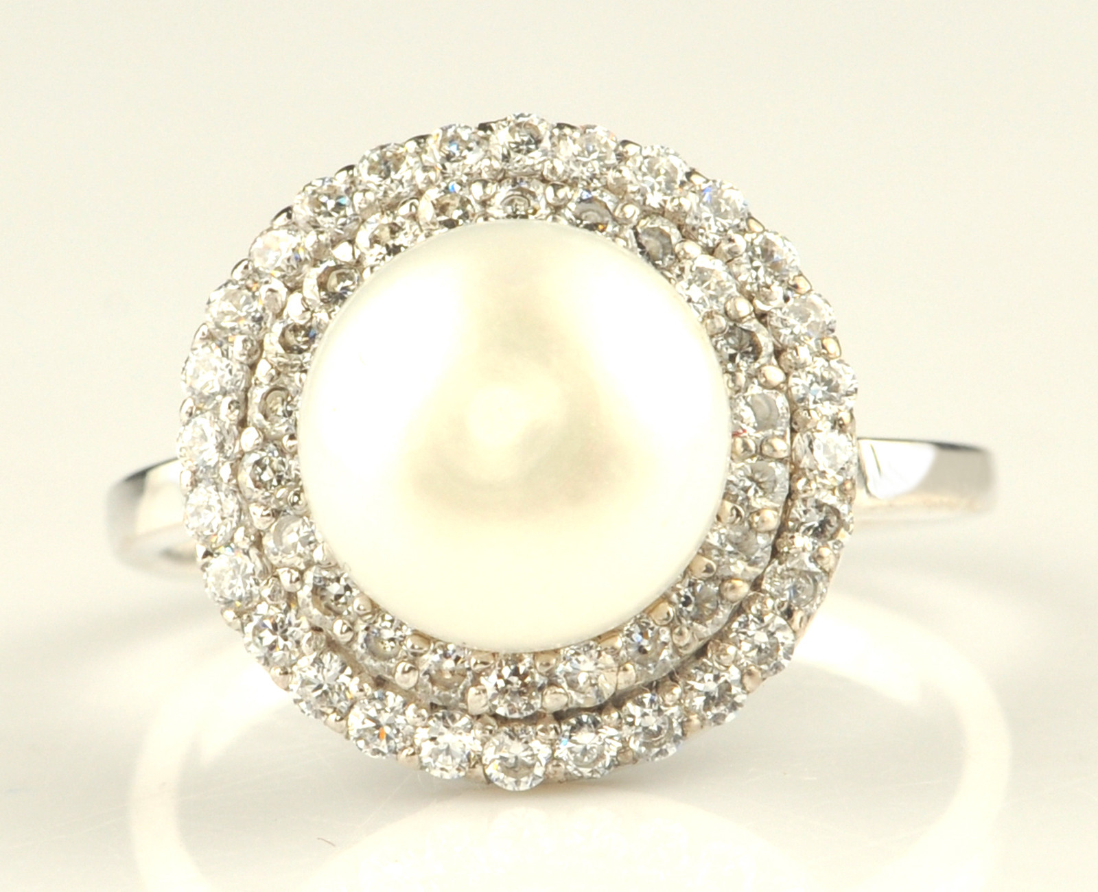 14KT White Gold 4.65 Carat Natural Freshwater Pearl IGI Certified ...