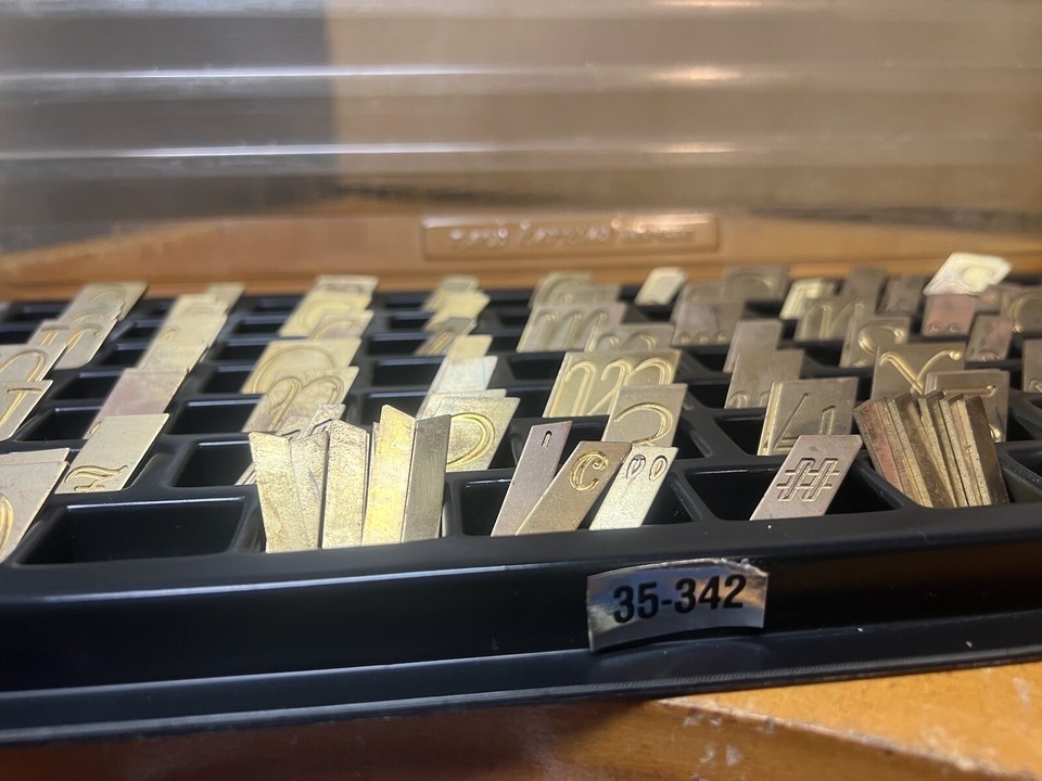 DOUBLE LINE VICTORIA SCRIPT , NEW HERMES BRASS ENGRAVING FONTS No. 35 ...