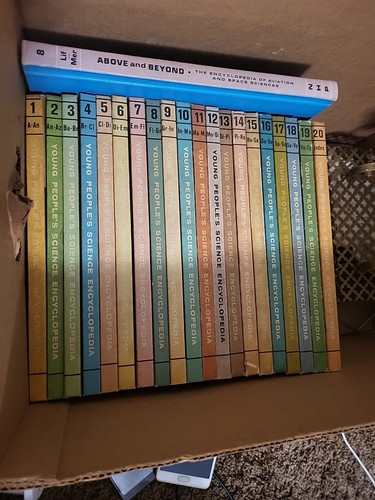 Vintage 1970's Young People's Science Encyclopedia Set Volumes 1-20 ...