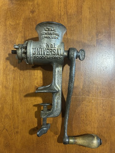 Universal No.1 Food Chopper Meat Grinder Vintage, Hand Crank, Wood ...