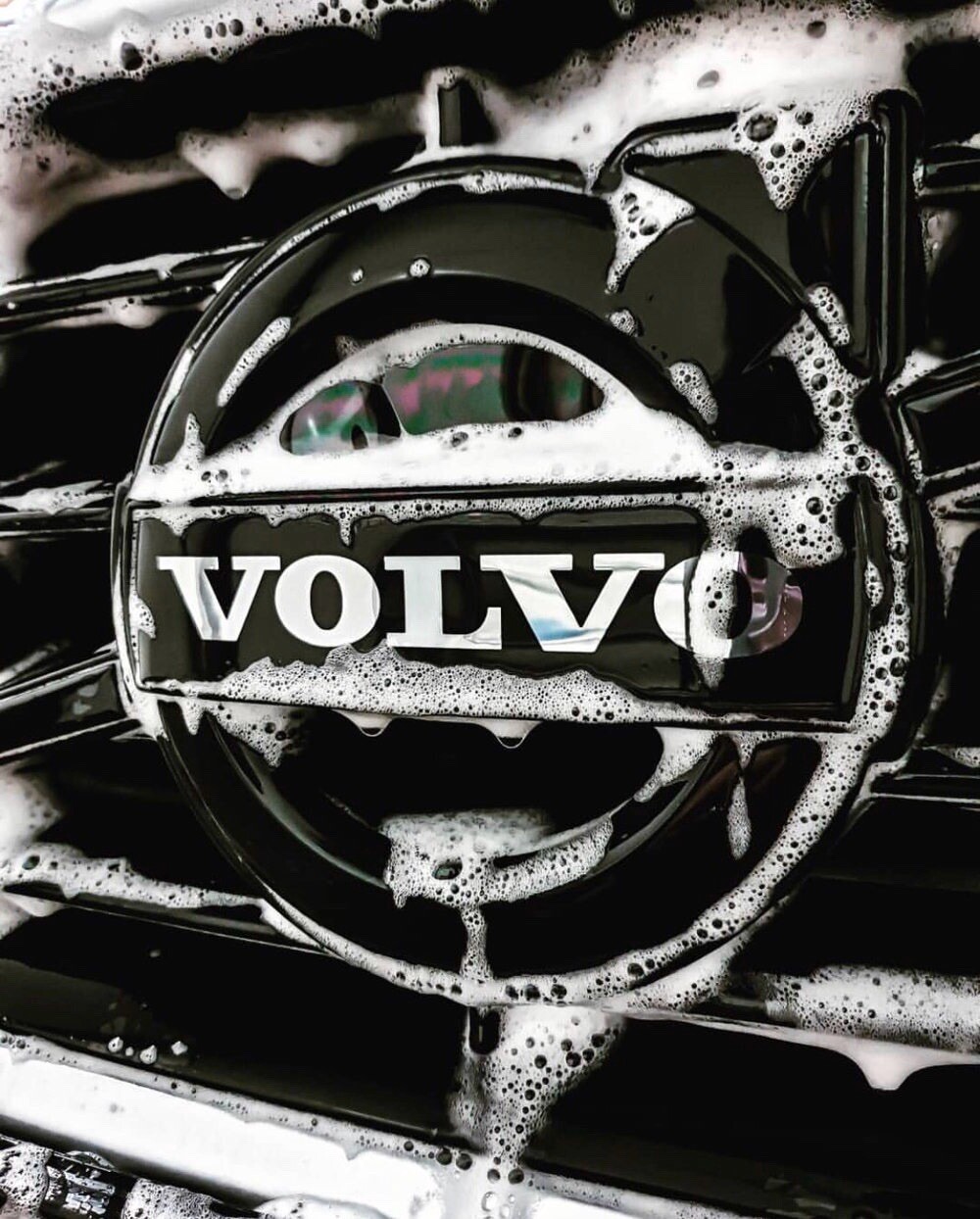 BLACK 115mm VOLVO Grill Badge Emblem Decal C30 S40 V50 S60 S80 C70 V70 ...