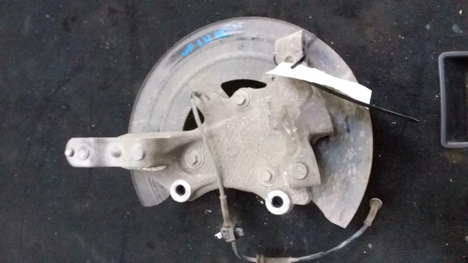 HOLDEN COMMODORE LEFT FRONT HUB ASSEMBLY VF, 05/13-12/17 13 14 15 16 17 ...