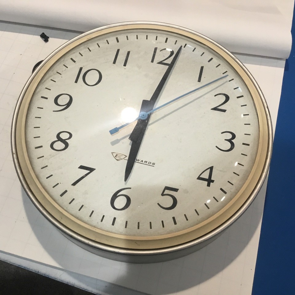 Edwards Wall Clock Silver 2515-14 Silver Wall Clock Parts or Repair | eBay