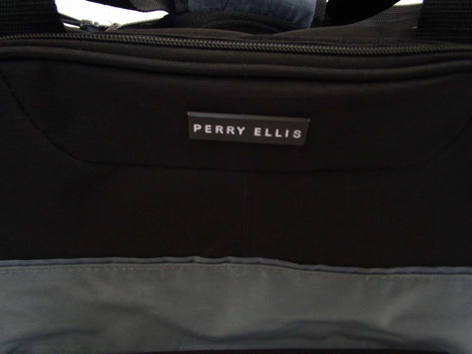 Perry Ellis Bag Duffel Gym Travel | eBay