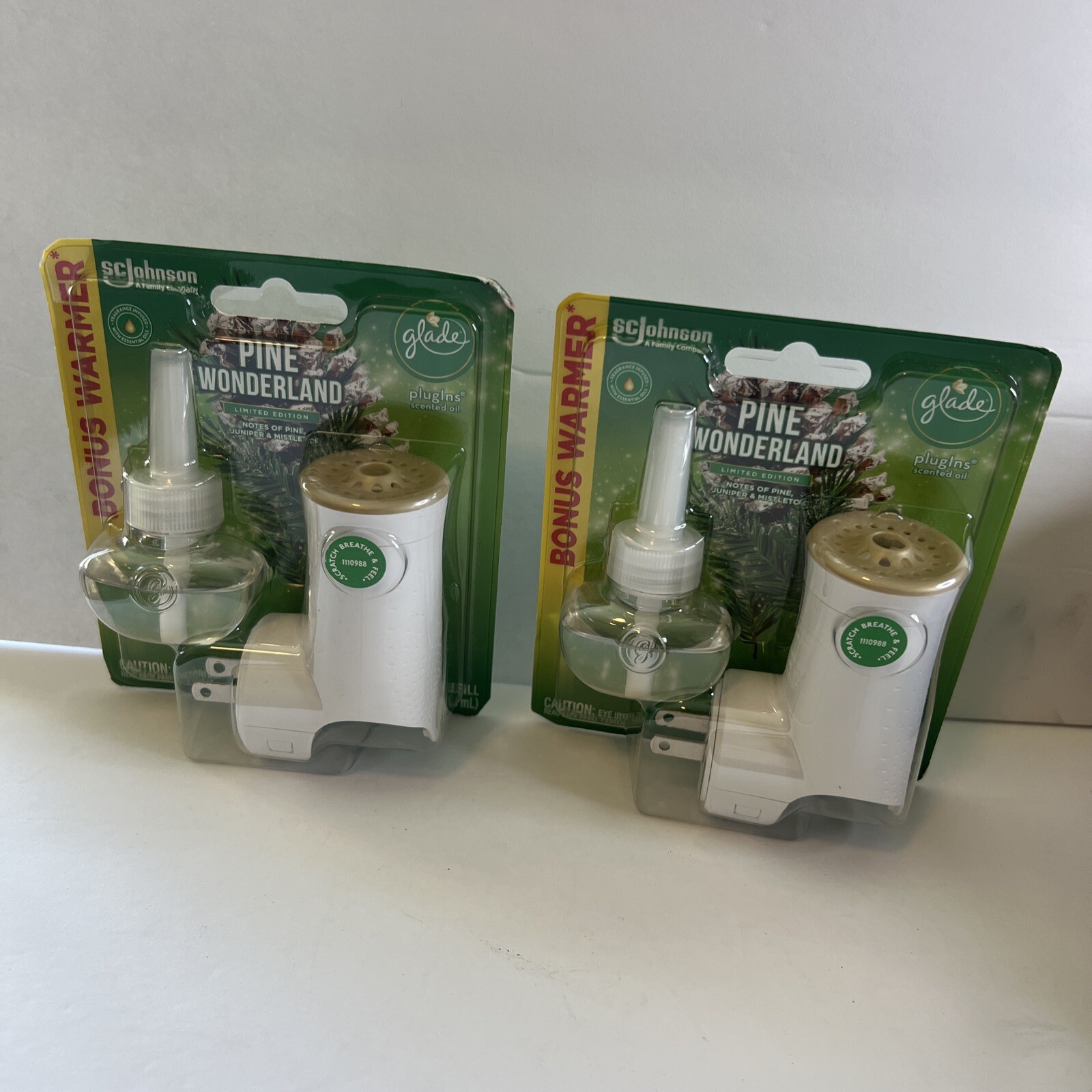 Glade Pine Wonderland Plugins 6 Scented Oil Refills & 3 Warmers Limited ...